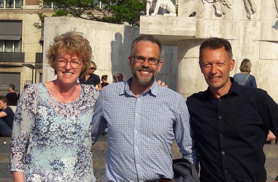 Leiderschap in polderend Nederland - Instituut voor Undefended Leadership